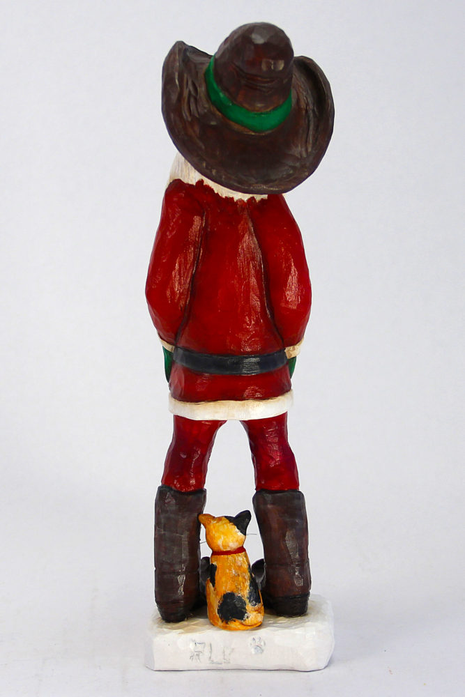 Tiger Claus Carvings Santas - HowToGetCreative.com